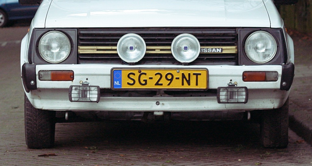 A tired workhorse: Nissan Sunny B310 van - Down on the Street - Banpei.net