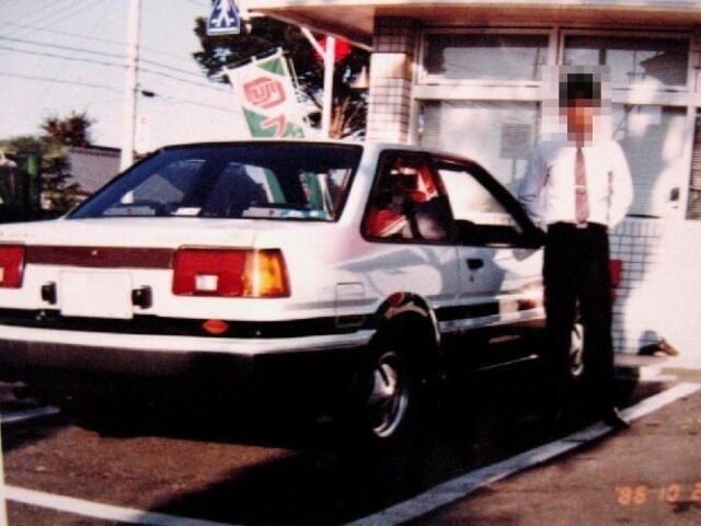 Salaryman's Toyota Corolla Levin AE86 - Family Album Treasures - Banpei.net