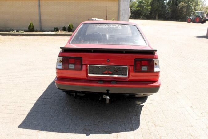 Dutch panda red AE86 with BMW 5-series complex - AE86 Wall of Shame ...